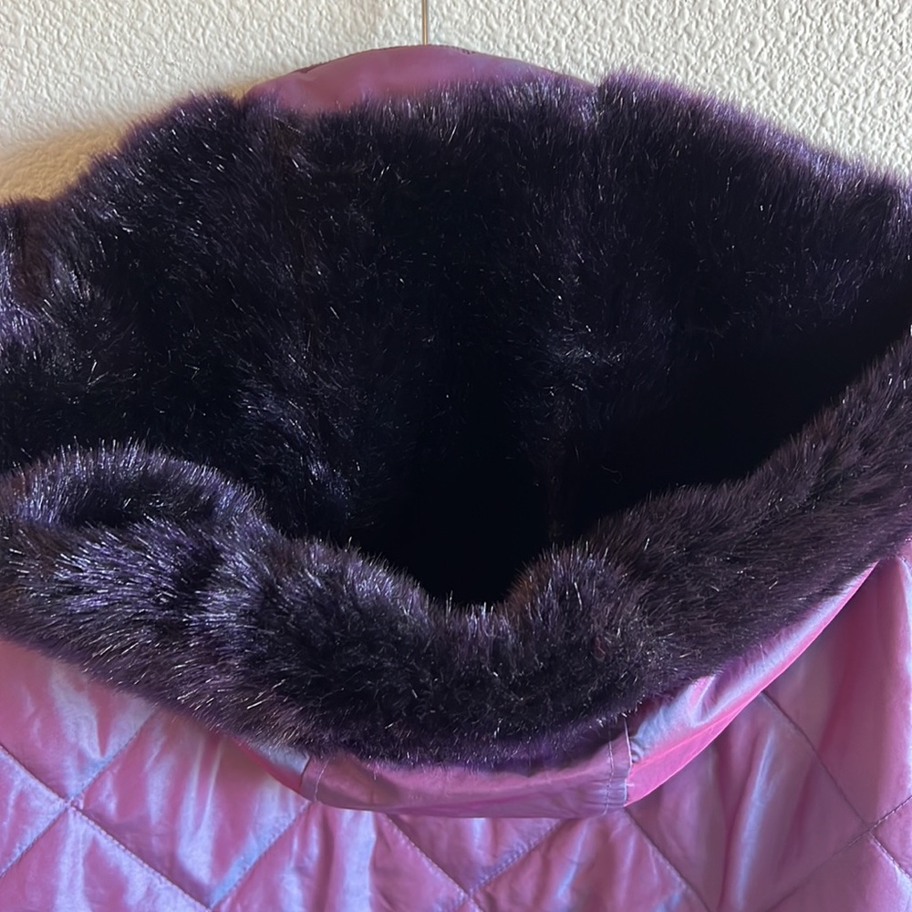 Rare Iridescent Purple Vintage Guess Puffer Jacket - Gem